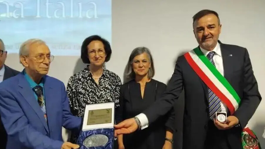 Davoli, nel corso del convegno sul nome “Italia” stretta l'alleanza ...