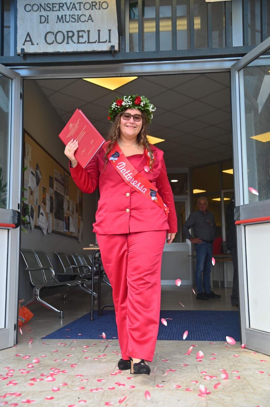 Anna La Croce, talento calabrese di 18 anni: è la più giovane laureata ...